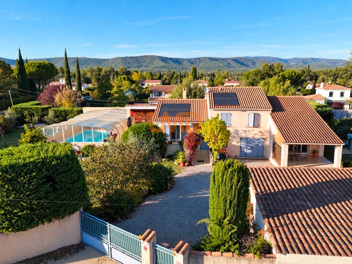 Maison 5 pièces à vendre à Nans-les-Pins