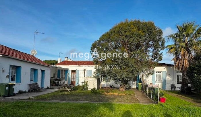 Dolus-d'Oléron : Maison 10 pièces à vendre