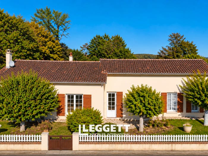 Maison 7 pièces à vendre à La Faye