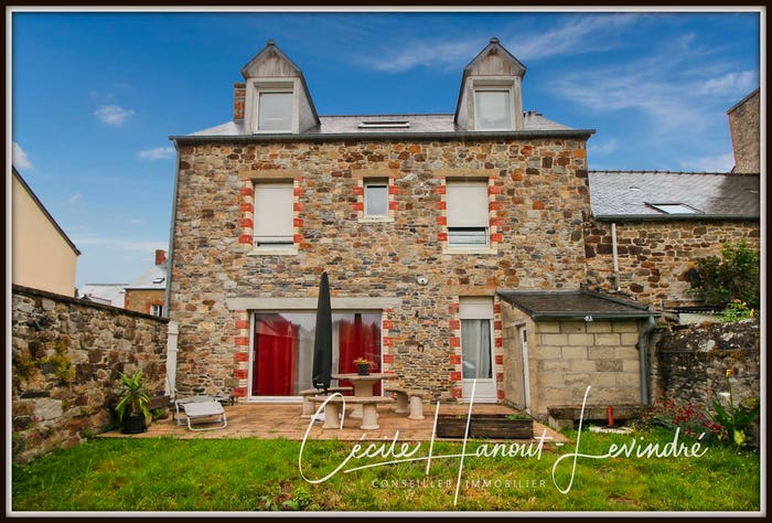 Maison 6 pièces à vendre à Le Vivier-sur-Mer