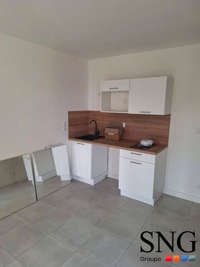 Les Orchidees, Le Pontet : Appartement 1 pièce à louer