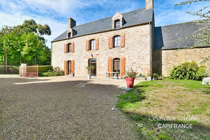 Roz-sur-Couesnon - Maison 8 pièces à vendre