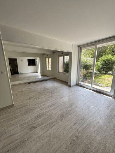 Sablonniere, Fresnes - Appartement 4 pièces à louer
