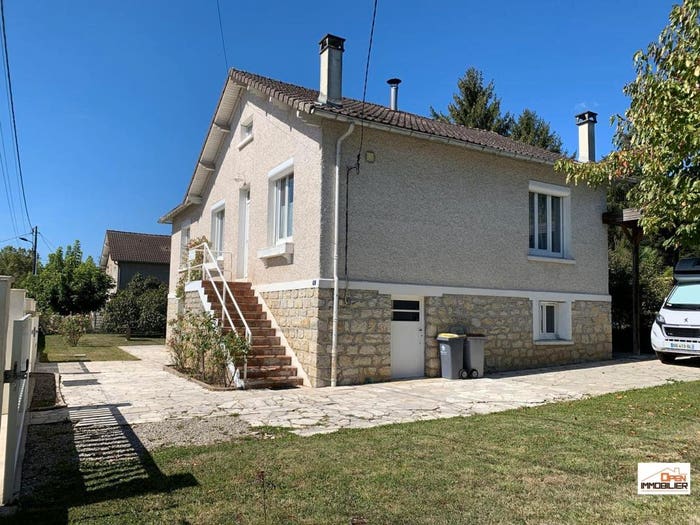 Maison 6 pièces à Terrasson-Lavilledieu, à vendre