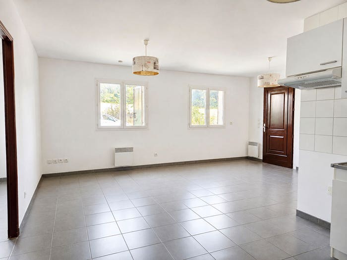Appartement 3 pièces à Aix-en-Provence, Luynes, à louer
