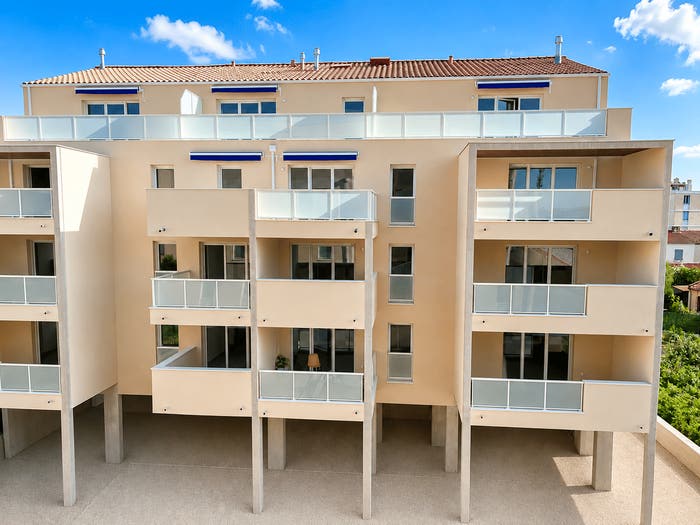 Clos de l'Epi-Neuf Peyres, Avignon : Appartement 2 pièces à louer