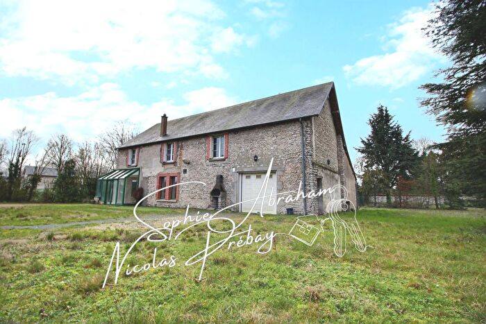 Maison 5 pièces à Angerville, à vendre