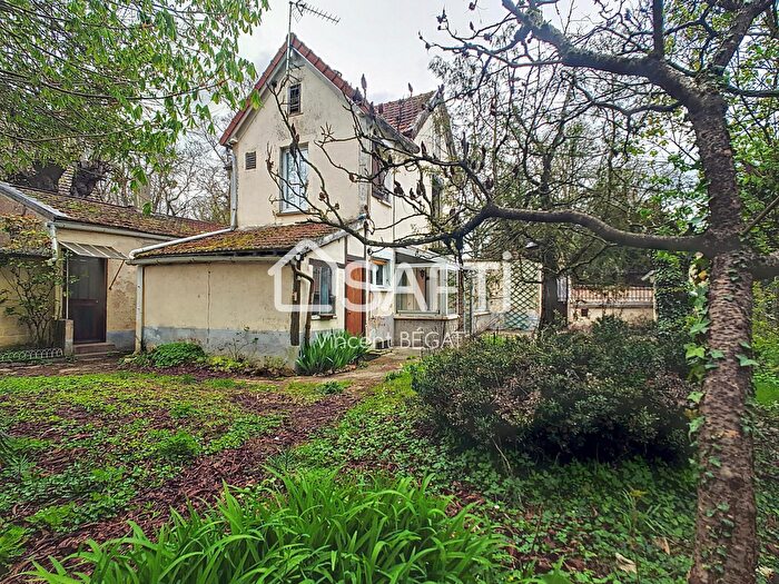 Montereau-Fault-Yonne, Ville basse : Maison 5 pièces à vendre