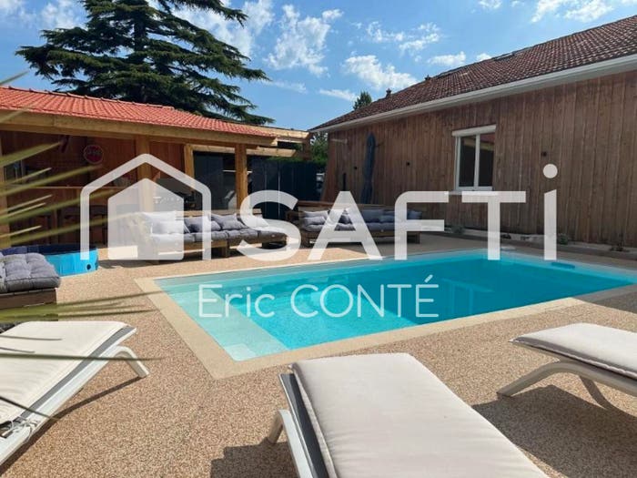 Maison 8 pièces à vendre à Gujan-Mestras, Centre-ville