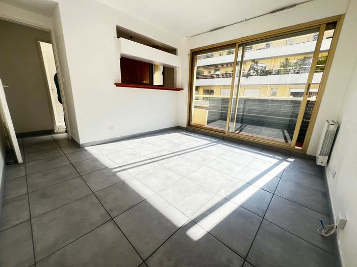 Nice, Garibaldi - Appartement 2 pièces à louer