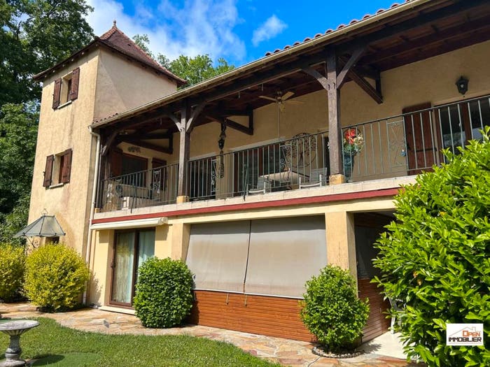 Maison 8 pièces à vendre à Sarlat-la-Canéda