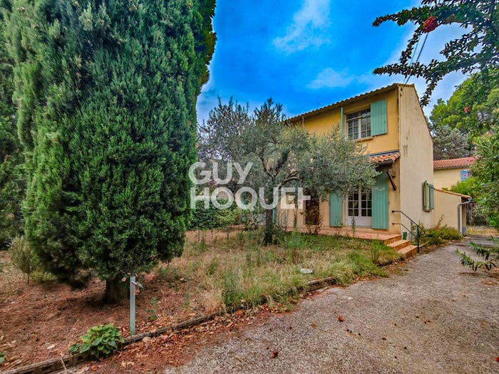 Maison 5 pièces à Carpentras, Coeur de Ville, à vendre