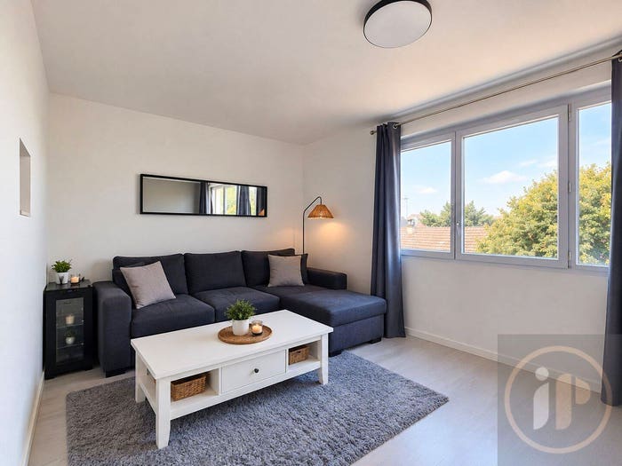 Saint Blaise, Carrières-sous-Poissy : Appartement 2 pièces à louer