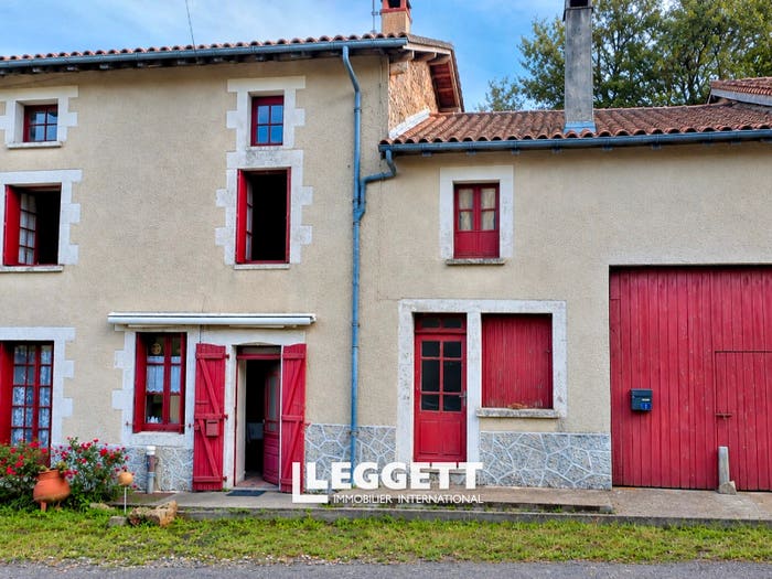 Lésignac-Durand : Maison 5 pièces à vendre
