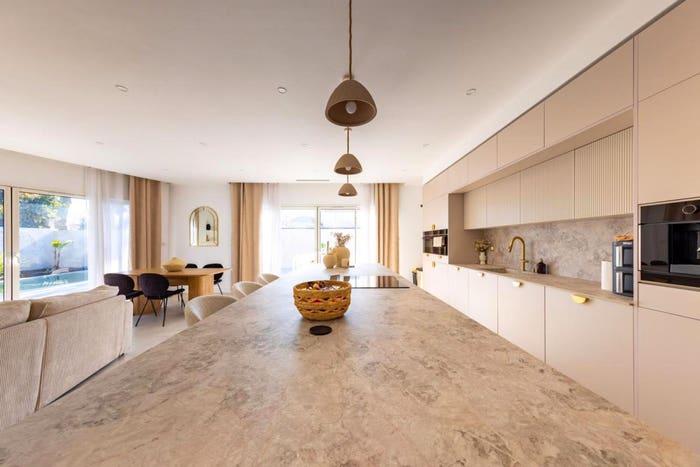 Maison 6 pièces à Valergues, à vendre