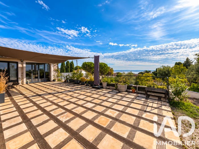Maison 5 pièces à La Palme, à vendre