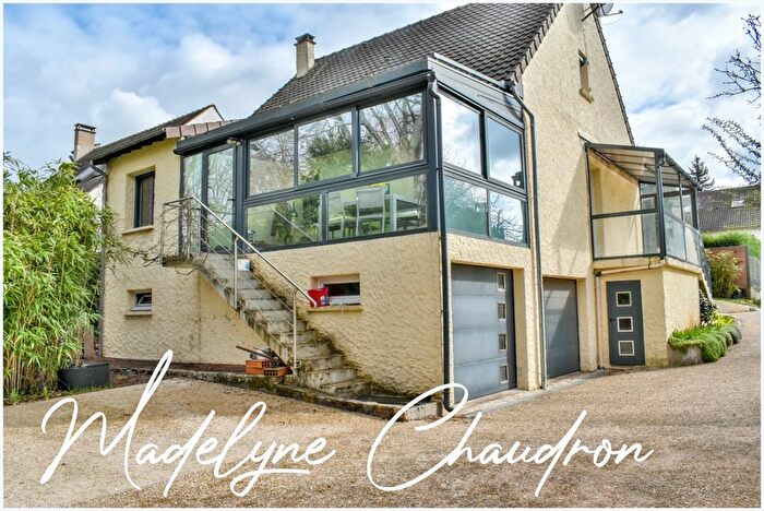 Maison 6 pièces à vendre à Janville-sur-Juine
