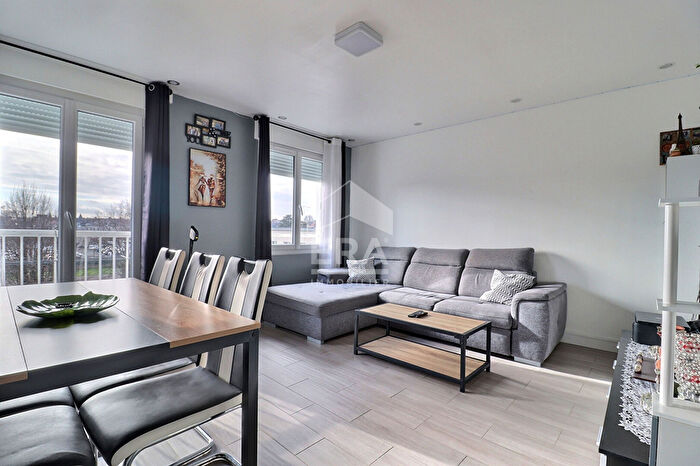 Étampes, Saint-Michel, Croix de Vernailles : Appartement 4 pièces à vendre