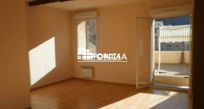 Centre Ville, Digne-les-Bains : Appartement 2 pièces à louer