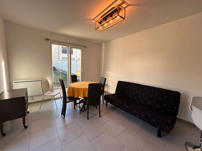 Nord Ouest, Claye-Souilly : Maison 2 pièces à louer