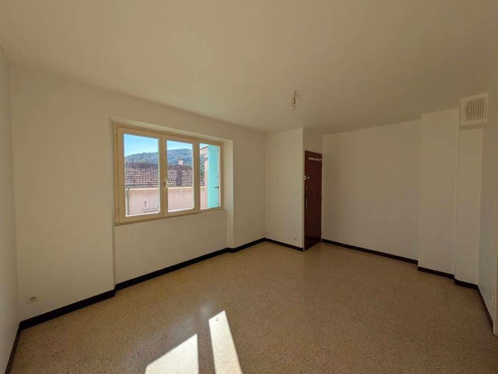 Appartement 3 pièces à louer - Oraison