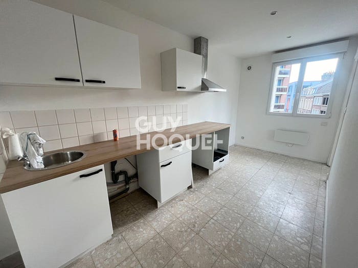 Calais, Hôtel de ville : Appartement 4 pièces à louer