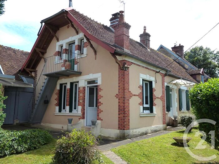Saint-Amand-en-Puisaye : Maison 5 pièces à vendre
