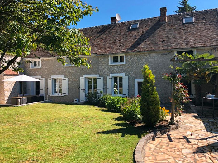 Maison 7 pièces à Chalo-Saint-Mars, à vendre