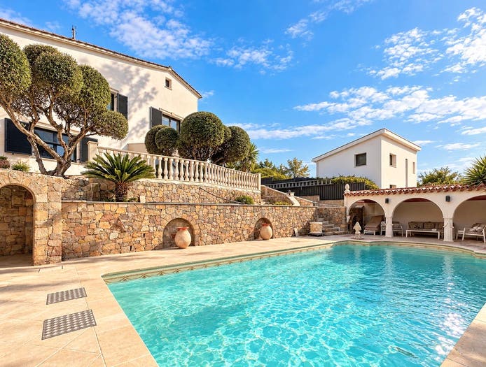Maison 7 pièces à Mandelieu-la-Napoule, Minelle, à vendre