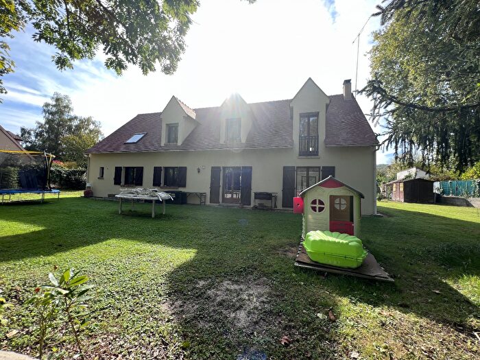 Saint-Chéron : Maison 6 pièces à vendre
