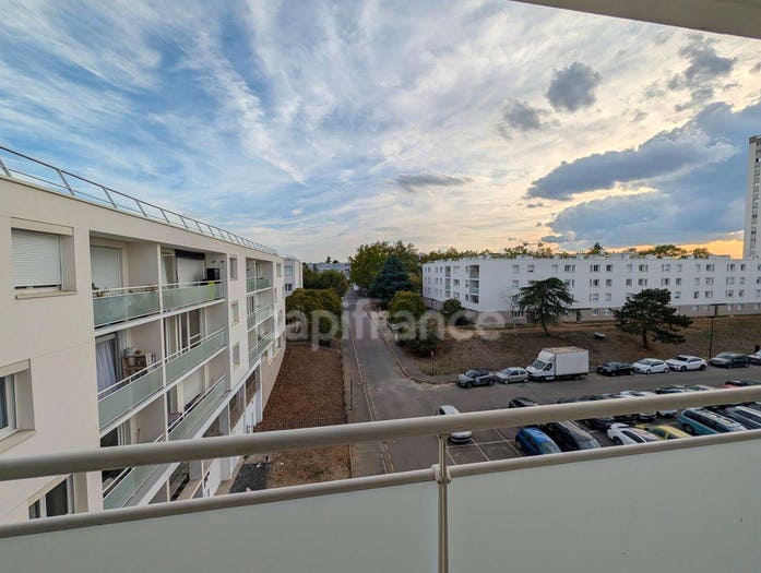 Appartement 4 pièces à Palmer, Cenon, à louer