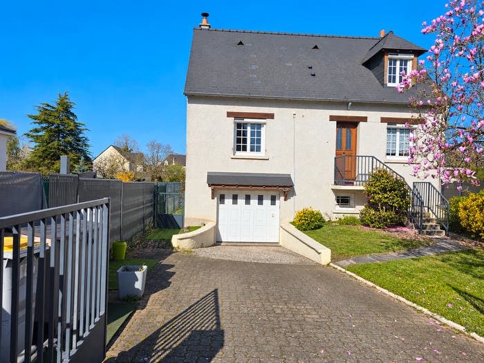 Maison 5 pièces à La Ville-aux-Dames, à vendre