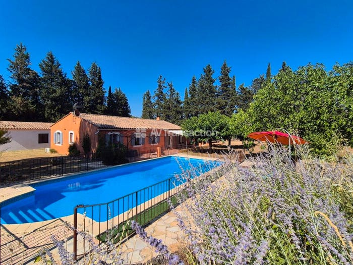 Maison 6 pièces à vendre à Lorgues