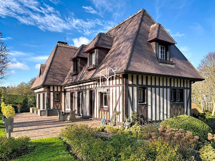 Maison 8 pièces à Deauville, à vendre