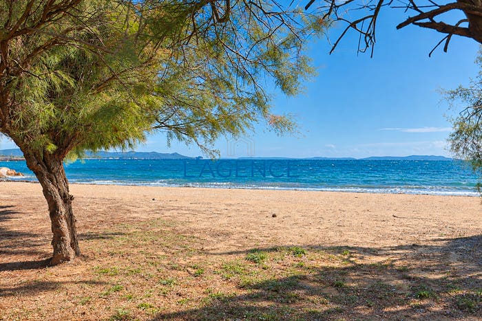 Maison 6 pièces à vendre à Hyères, Ayguade, Salins