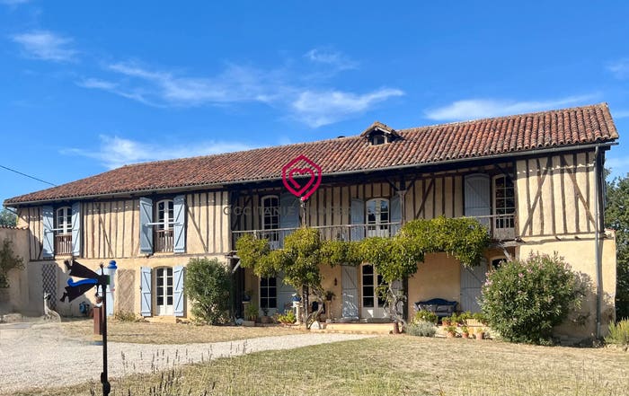Miélan : Maison 10 pièces à vendre