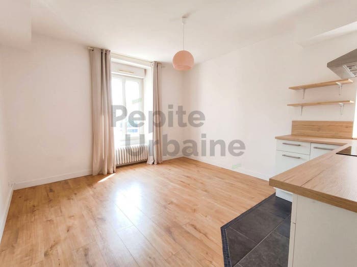 Appartement 1 pièce à Centre, Angers, à louer