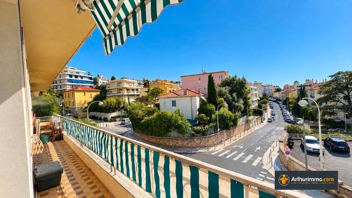 Nice, Cimiez - Appartement 2 pièces à vendre