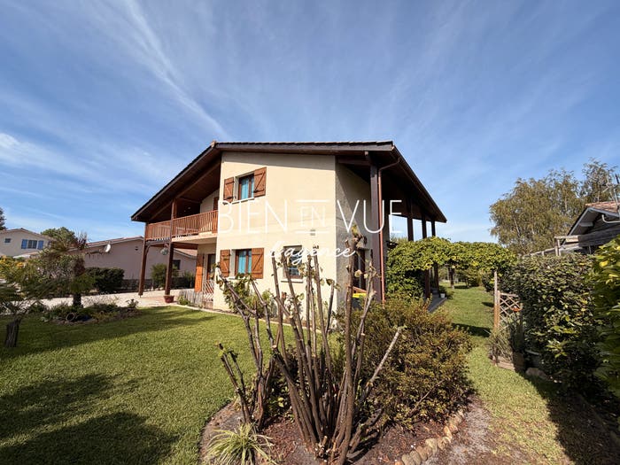Maison 7 pièces à Arès, à vendre