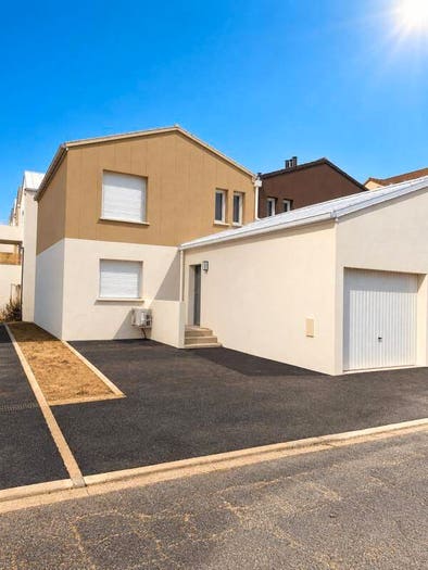 Maison 4 pièces à louer - Ville Basse-Centre, Montereau-Fault-Yonne
