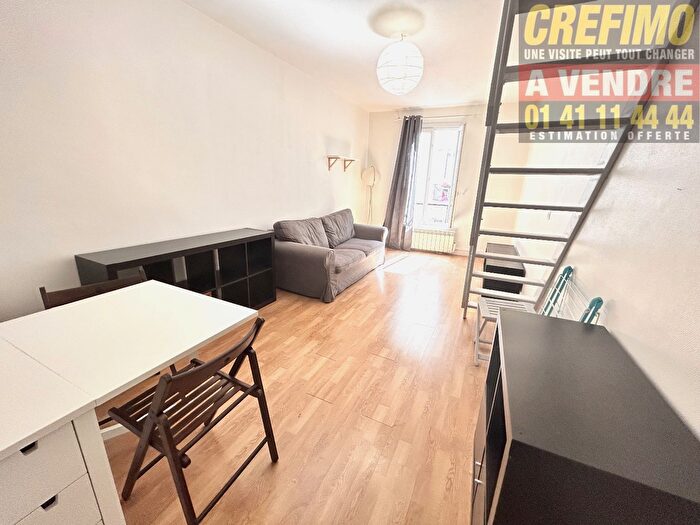 Asnières-sur-Seine, Centre-ville : Appartement 2 pièces à vendre