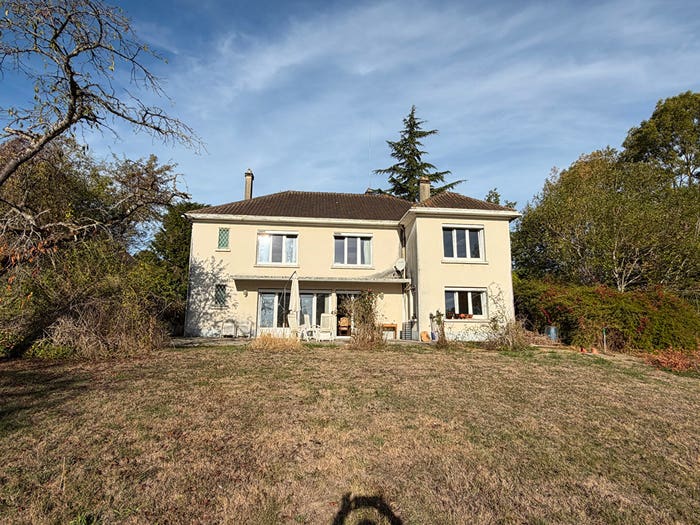 Maison 7 pièces à vendre à Saint-Jean-les-Deux-Jumeaux