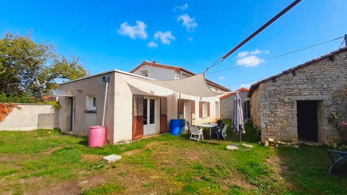 Maison 4 pièces à Jardres, à vendre