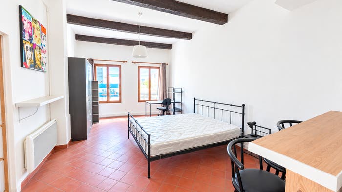 Nîmes, Ecusson, Arènes - Appartement 1 pièce à vendre