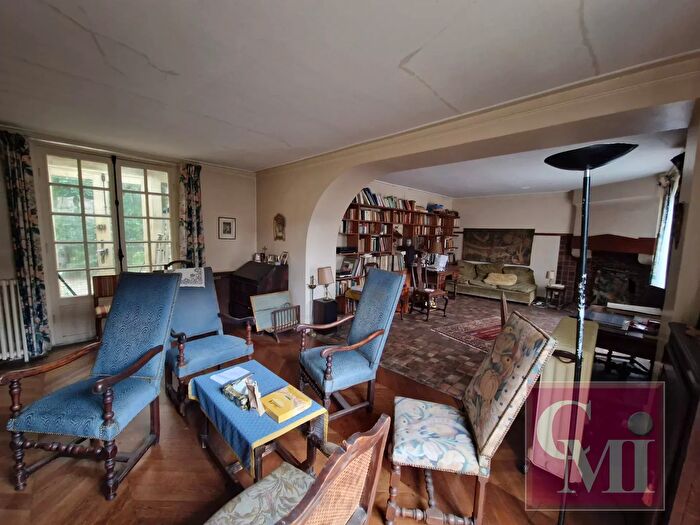 Breuillet - Maison 10 pièces à vendre