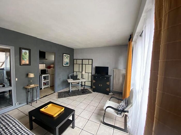 Asnières-sur-Seine, Bécon, Bourguignons : Appartement 1 pièce à vendre