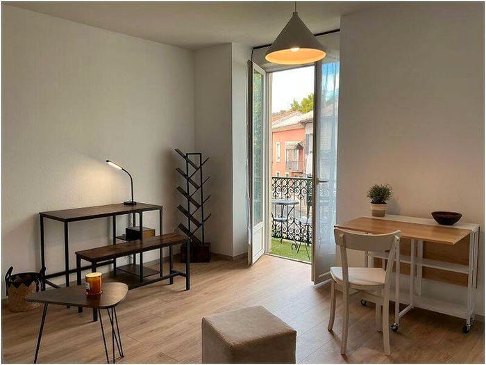 Appartement 1 pièce à louer - Centre Ville-Stalingrad, Alès