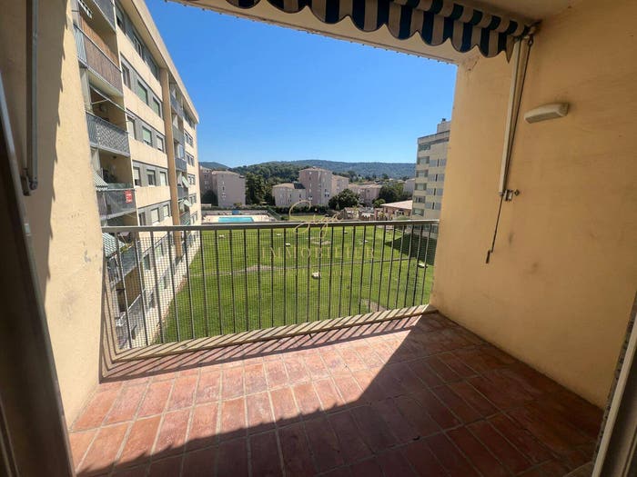 Appartement 3 pièces à louer à Aubagne