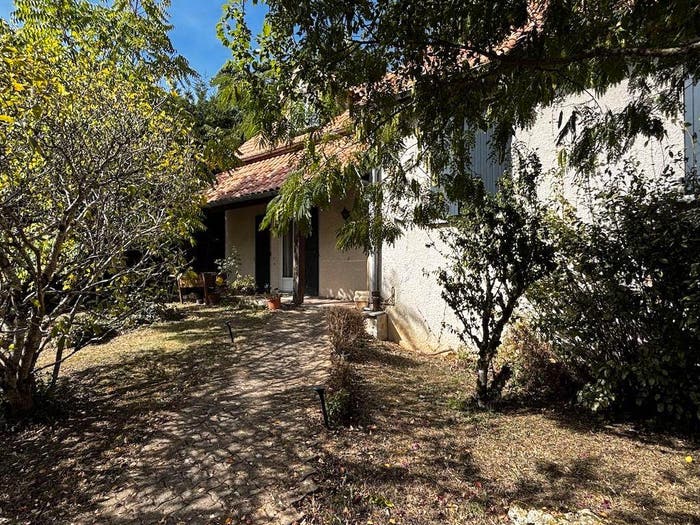 Maison 6 pièces à Nieuil-l'Espoir, à vendre