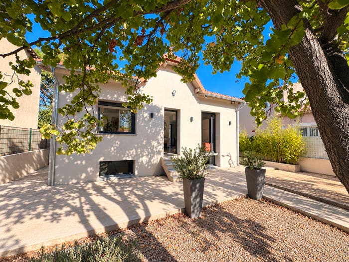 Marseille 9ème, Vielle Chapelle : Maison 4 pièces à vendre